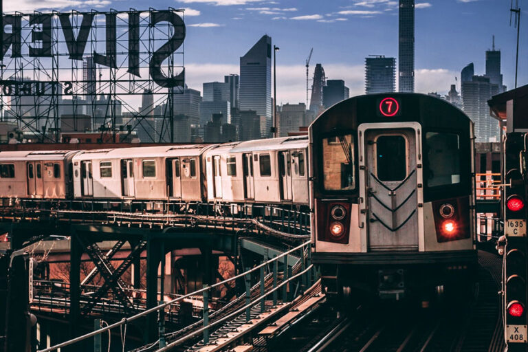 Queens, New York - Long Island Guide